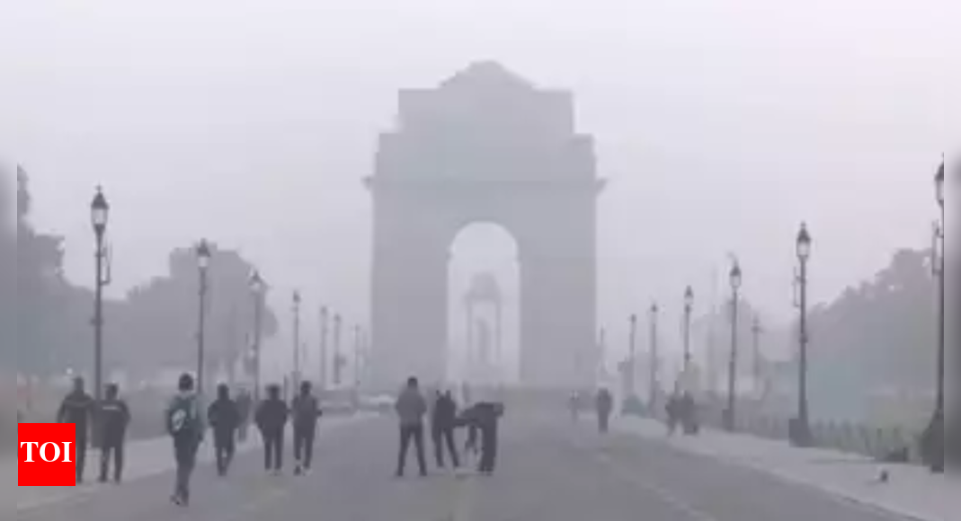 Maximum temperature to hover around degrees Celsius for 3 days | Delhi ...