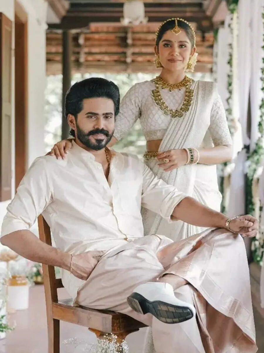 Mushy pics of Vimal and Jisma | Times of India