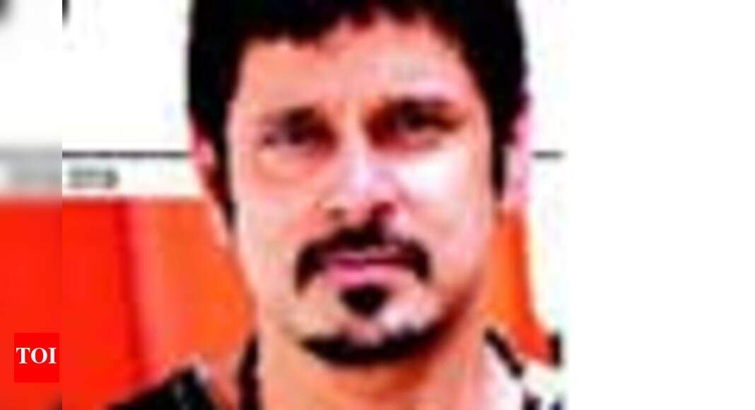 Three heroines for Vikram | Tamil Movie News - Times of India