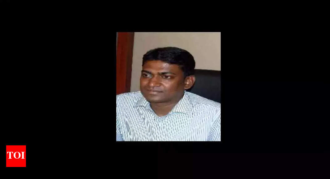 Abducted by Naxals in 2012, IAS officer Alex Paul Menon V fails to ...