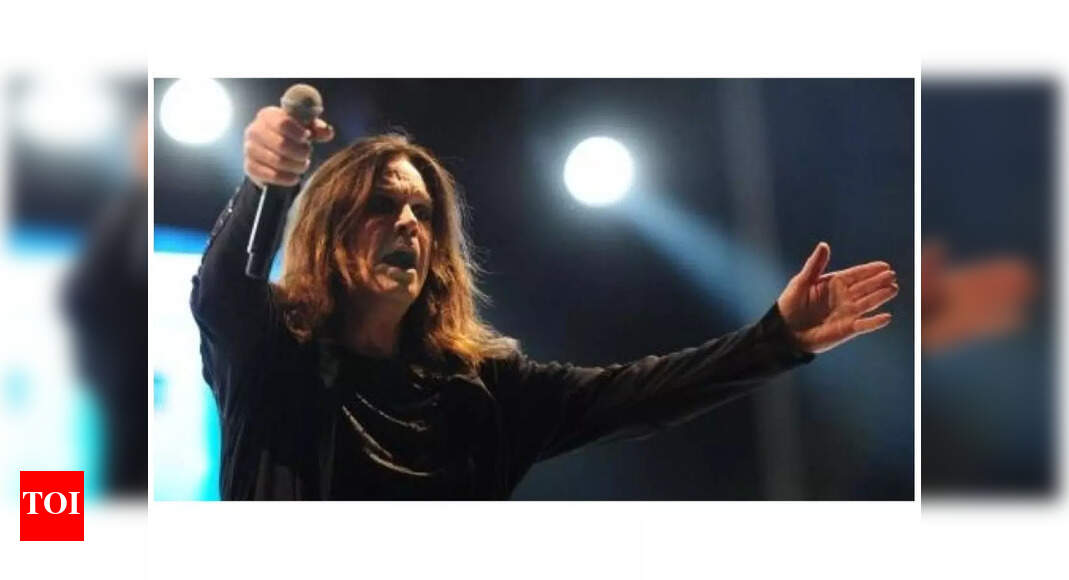 Ozzy Osbourne flashes peace sign in new pic after hanging his boots ...