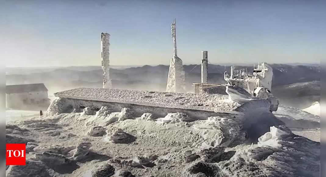 Arctic: Northeast US, Canada gripped by 'generational' Arctic blast ...