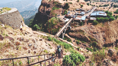 Fort: State Grants Over 1 Crore To Remove Encroachments On Vishalgad ...