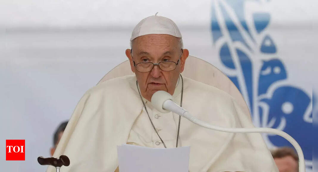 Pope planning India, Mongolia trips after Lisbon, Marseille - Times of ...