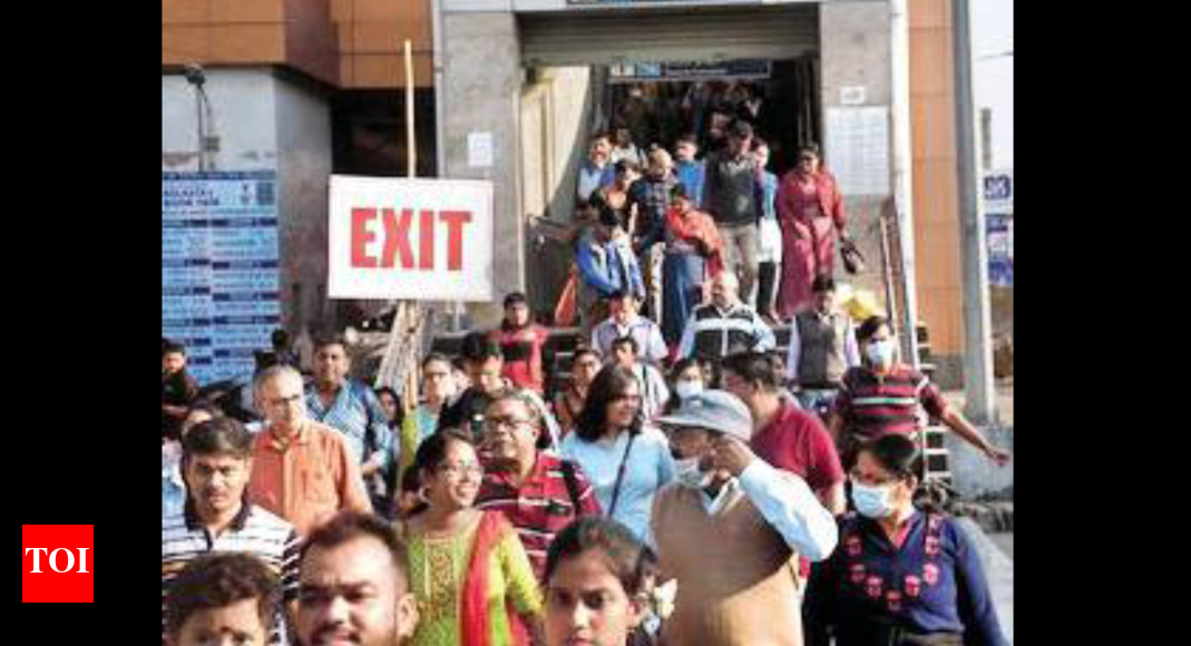 East: East-West rides on book mela footfall to reach 50,000 milestone ...