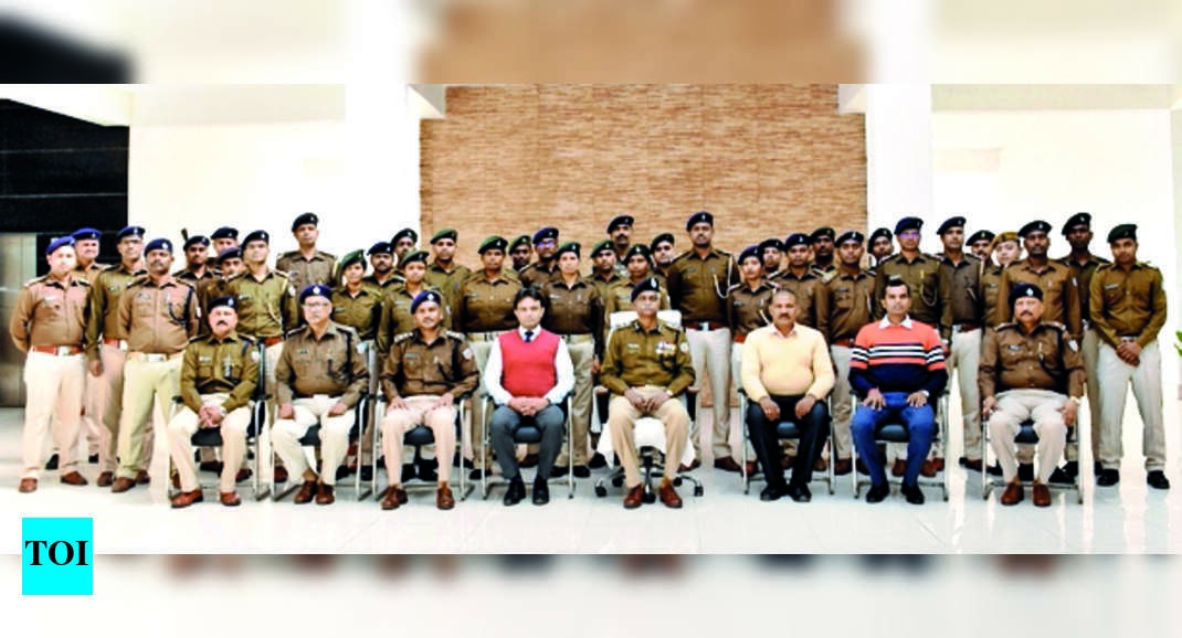 J’khand Police Personnel Get Trained In Airport Security | Ranchi News ...