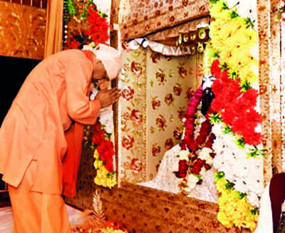 Sant Ravidas: Sant Ravidas Gave A Broad Message Of ‘karma’ To Society ...