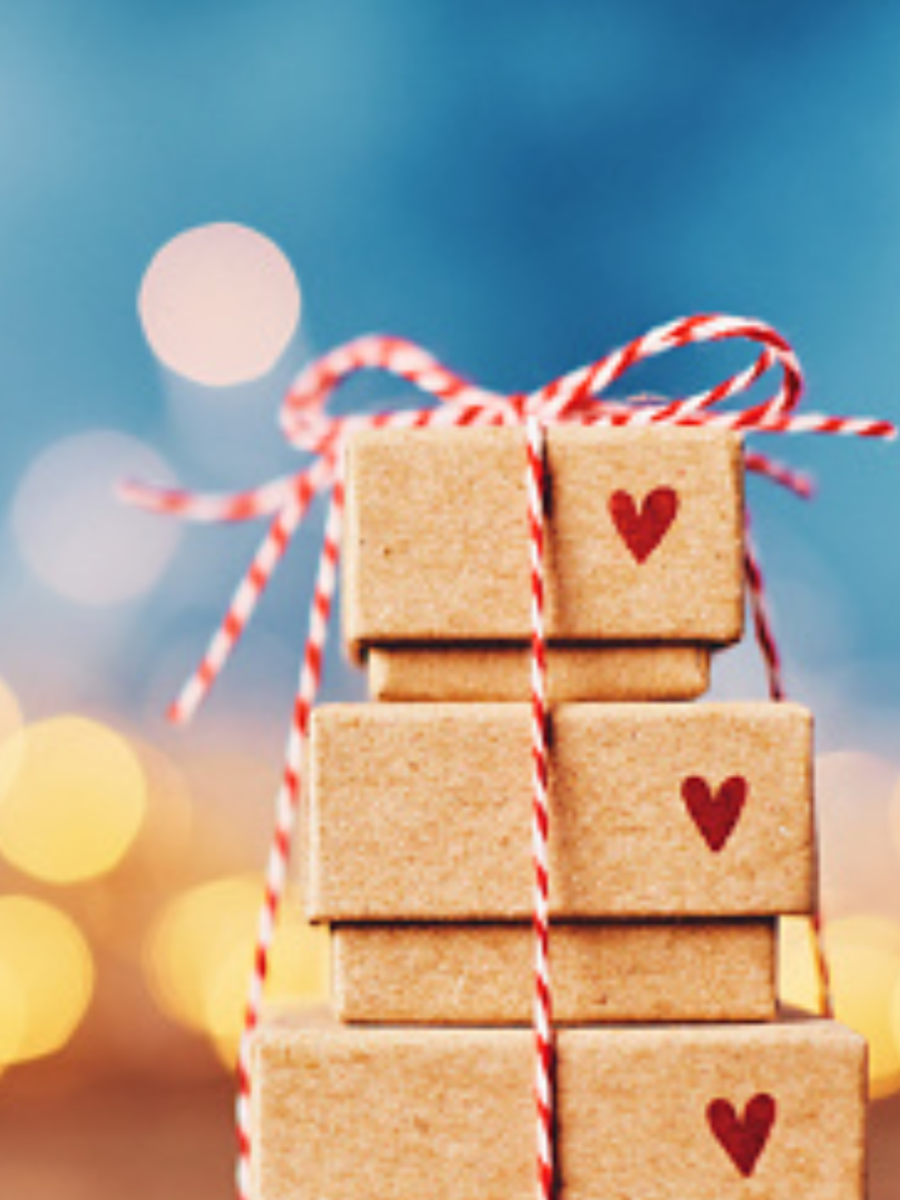 Unique Propose Day gifts for loved ones | Times Now