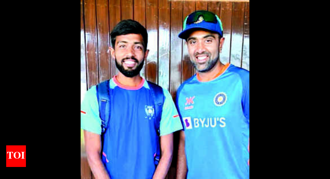 Mahesh: Mahesh Pithiya aka 'Gujarat's Ashwin' thrilled to meet his idol R Ashwin | Vadodara News ...