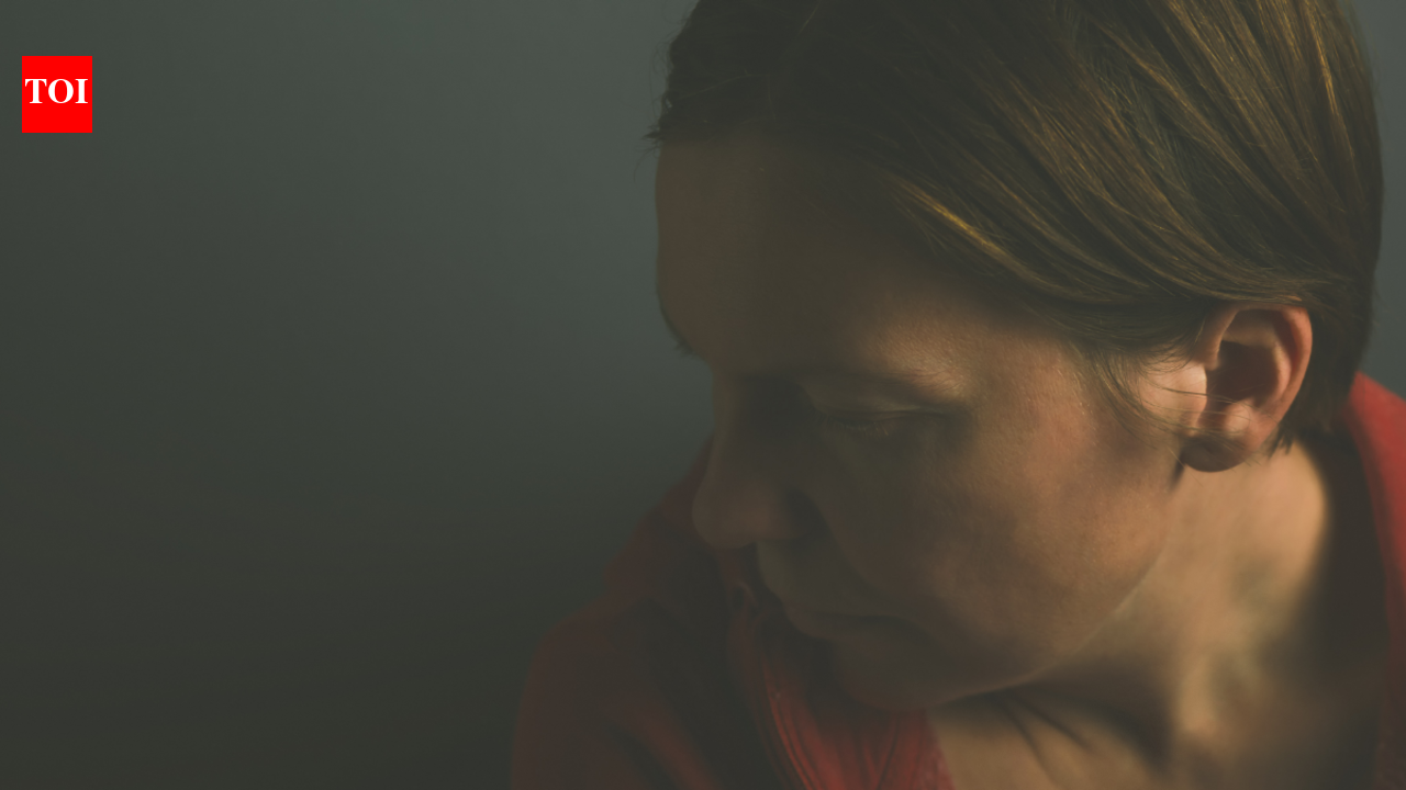Noticeable habits of insecure people
