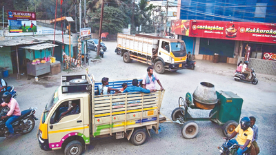 Vilankurichi: Corporation To Create Traffic Island On Vilankurichi Road ...