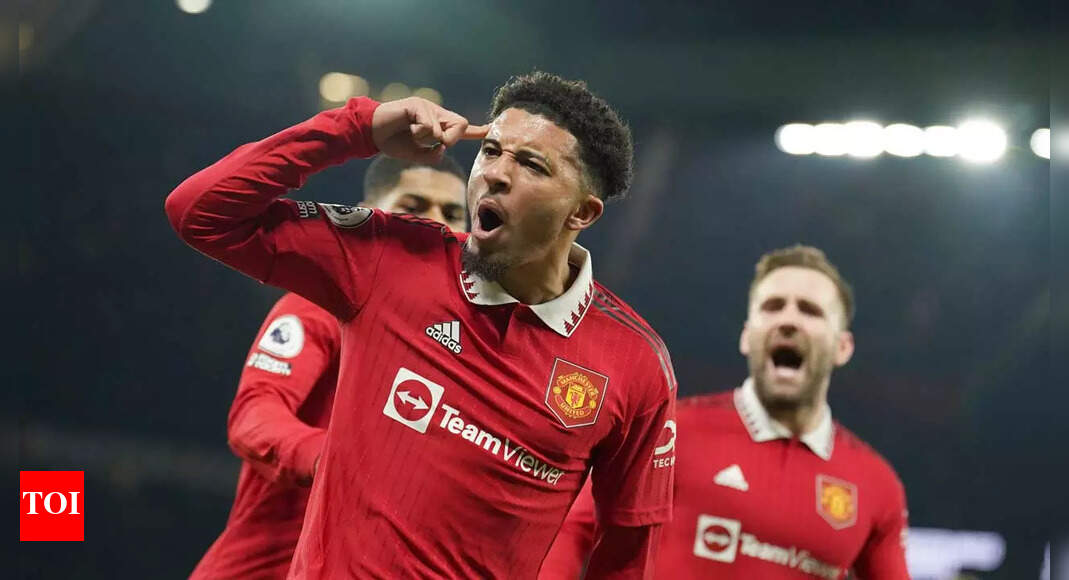 Super-sub Jadon Sancho helps Manchester United fight back for draw with ...