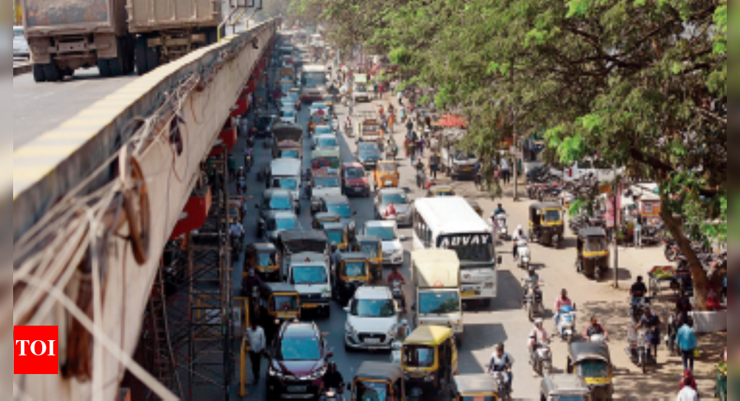 Flyover closure and unending snarls test people's patience in Pune ...