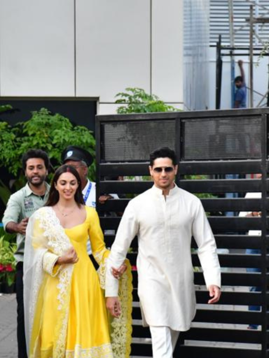 Kiara Advani looks like a breath of fresh air in bright yellow suit at ...
