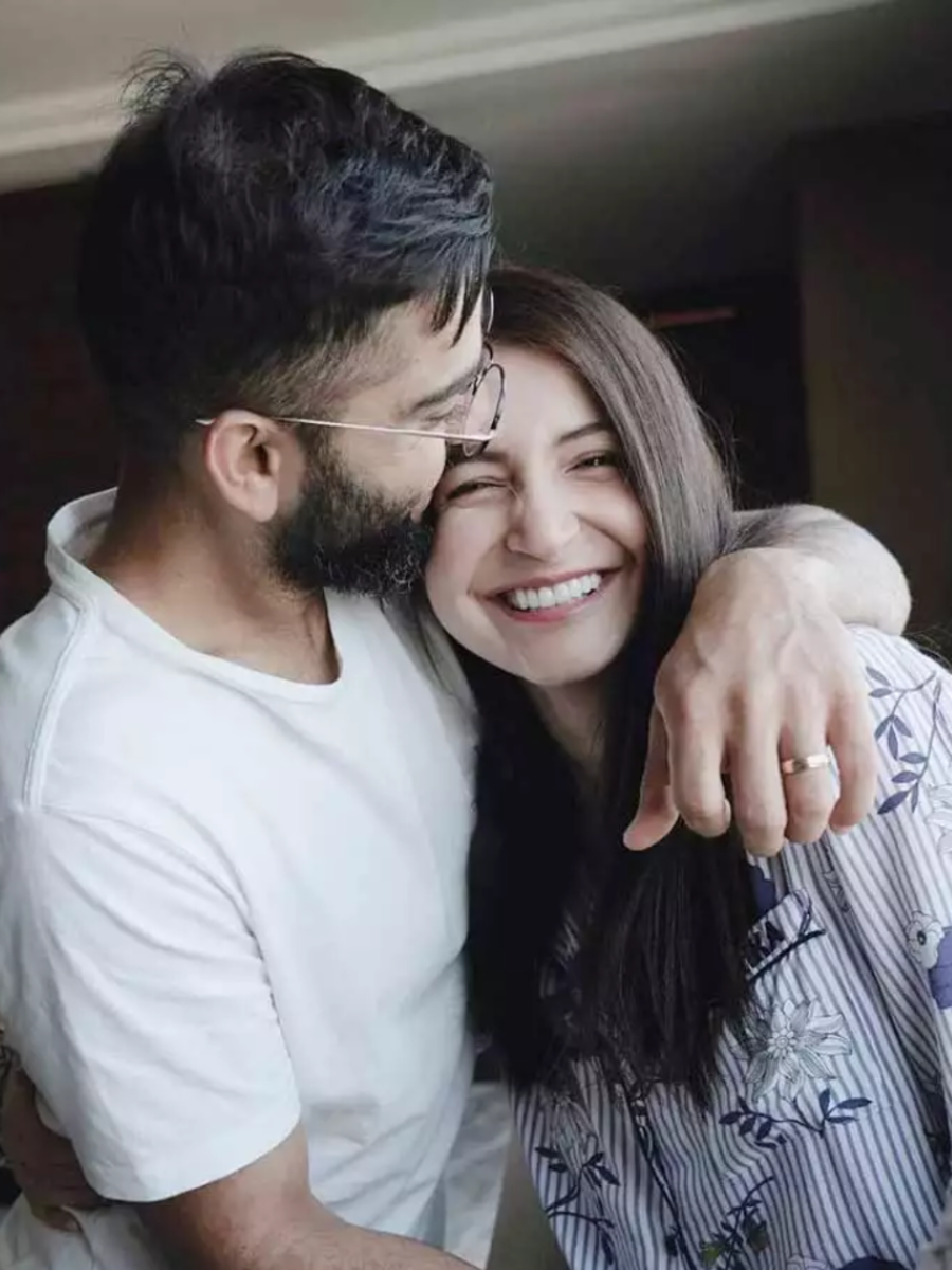 Hug Day 2023: Katrina-Vicky, Anushka-Virat and other celebs sharing a warm embrace | Zoom TV