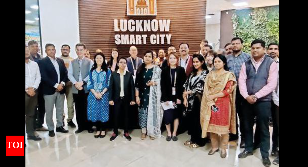 Singapore delegation lauds Smart City, shares more ideas | Lucknow News ...