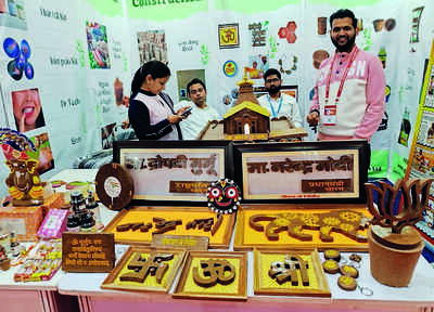 Rampur: Rampur Startup Turning Cow Dung Into ‘dhan’ | Lucknow News ...