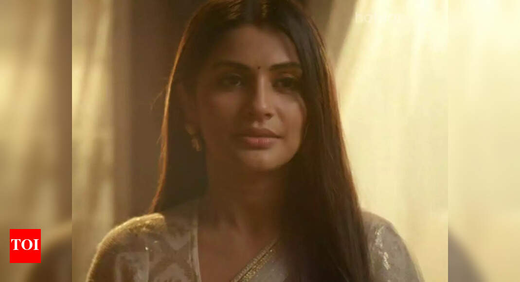 Imlie update, February 13: Imlie leaves the Rana house - Times of India