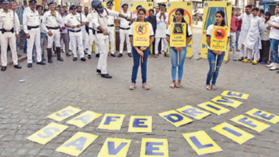 Road Safety Week: Road Safety Week takeaways: Signal violation, rash ...