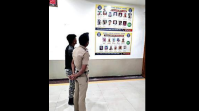 Parbhani SP displays photos of best-performing cops | Chhatrapati ...