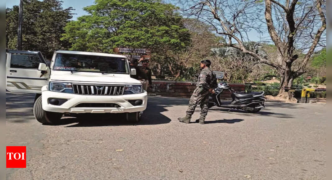 Despite Police Alert, Couples Face ‘moral Policing’ On V-day In Jsr ...