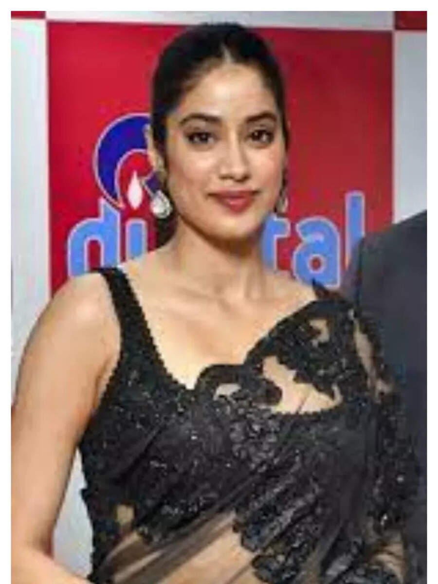 10 Jaw-Dropping Pics Of Gorgeous Jahnvi Kapoor | Times of India