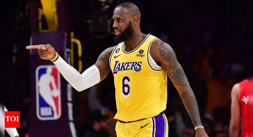 NBA: LeBron James scores 21 in return as Lakers defeat Pelicans | NBA ...