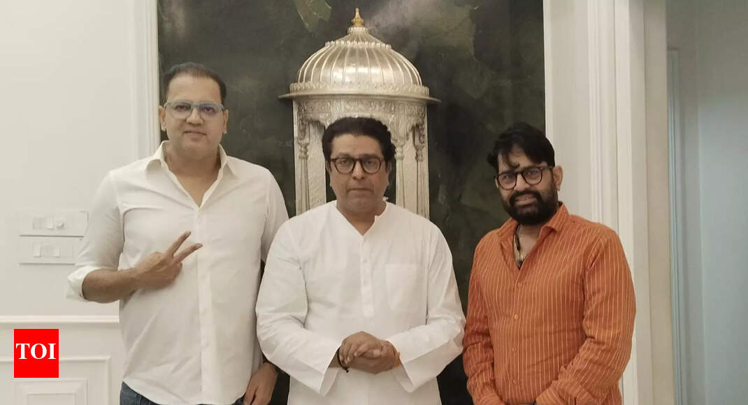 Raj Thackeray up close and personal on Masala Chai with Rahul Mahajan ...