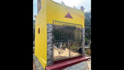 Despite Palike Ban, Burial Ground Staff Allow Building Of Tombstones ...