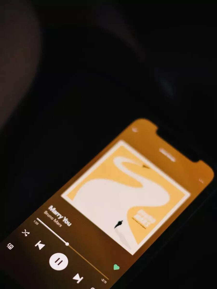 Confession Day 2023: 7 ways impressive ways to confess to your crush ...