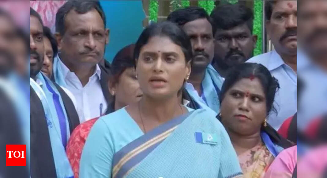 Telangana is Afghanistan of India, KCR is Taliban, says YSRTP chief YS Sharmila | India News ...