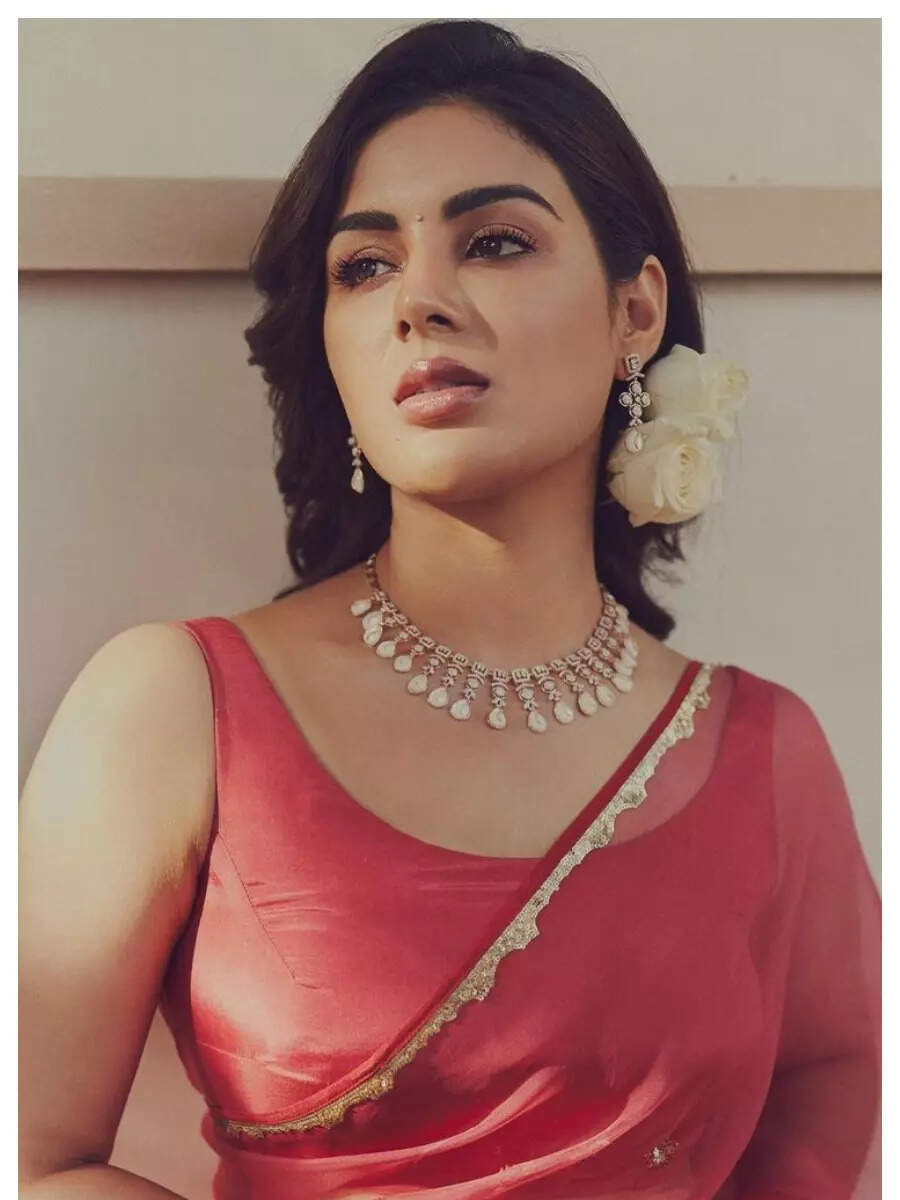 Stylish clicks of Samyuktha | Times of India
