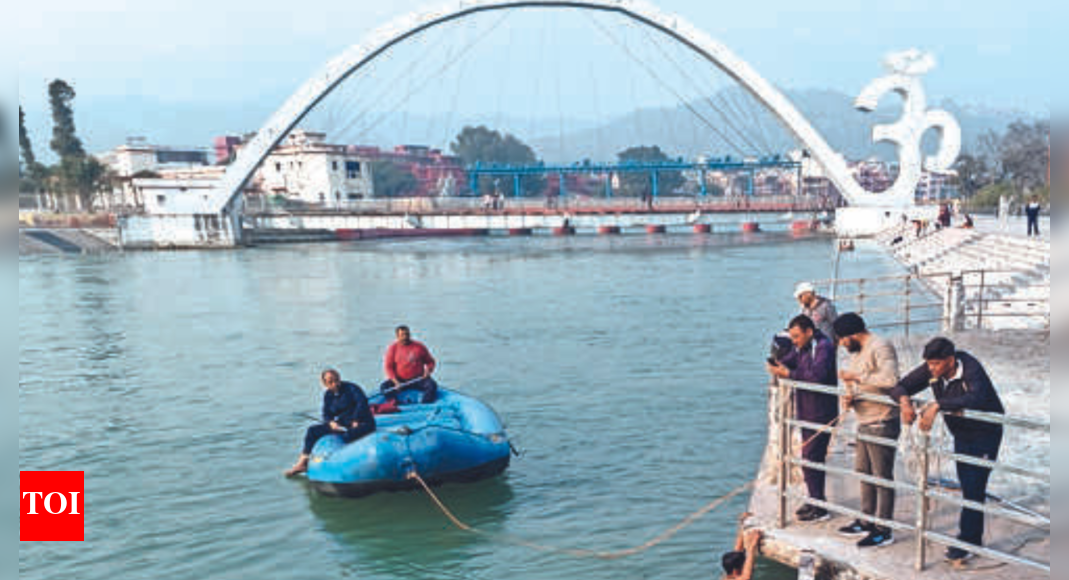 In Haridwar, boy, 17, jumps off bridge into Ganga for reel, swept away ...