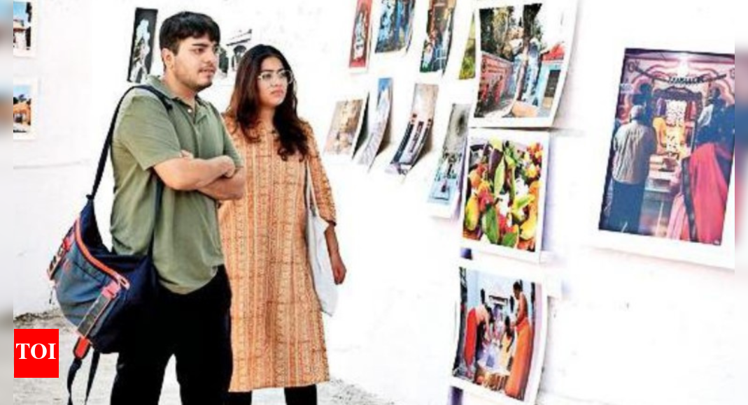 Vishwamitri: Photos Of Shiva Temples Put On Display At Vishwamitri ...