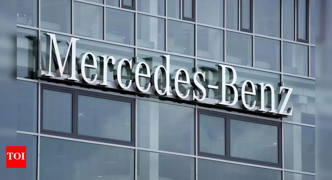 VW, Mercedes-Benz urge Berlin to accelerate EV charging network ...