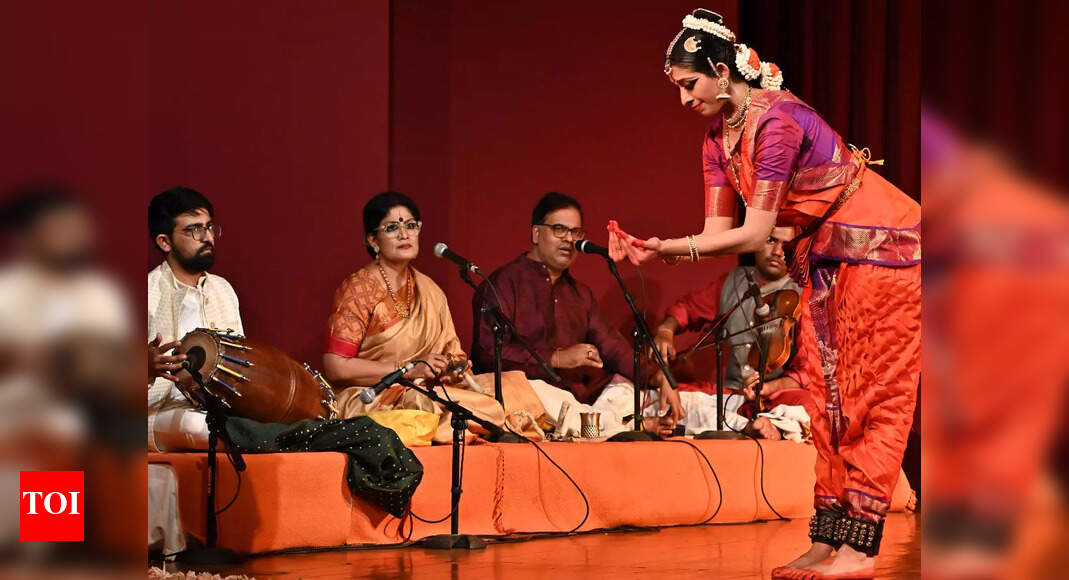 Bharatnatyam legend Geeta Chandran presents 50th arangetram of her ...