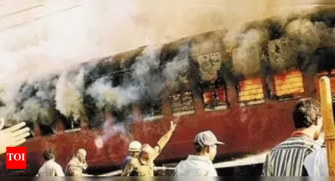 Godhra train burning case: Convicts cite Rajiv Gandhi assassination ...