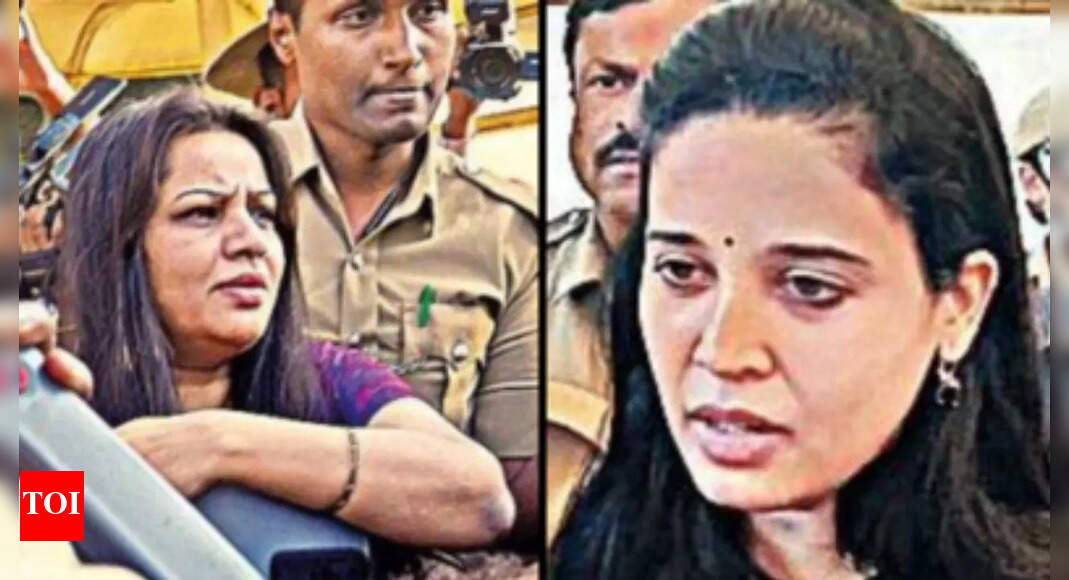 D Roopa vs Rohini Sindhuri: Two senior IAS, IPS bureaucrats spar in ...