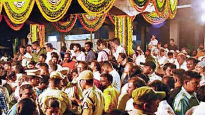 Sayanna: Telangana: Tears & fury as G Sayanna not given state funeral ...