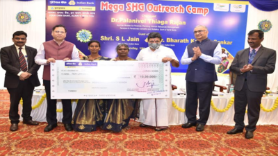 Indian Bank conducts SHG outreach camp in Madurai - Times of India