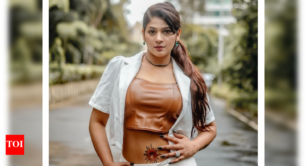 Sapna Gill-Prithvi Shaw selfie row: The actress walked out of her ...