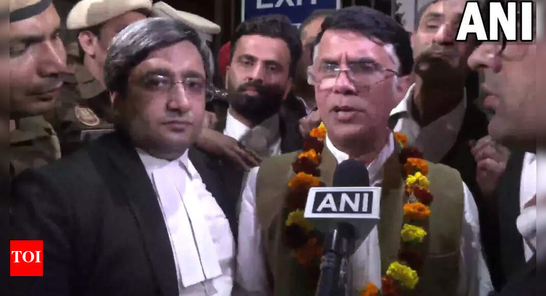 Pawan Khera news live: Supreme Court directs release of Pawan Khera on ...