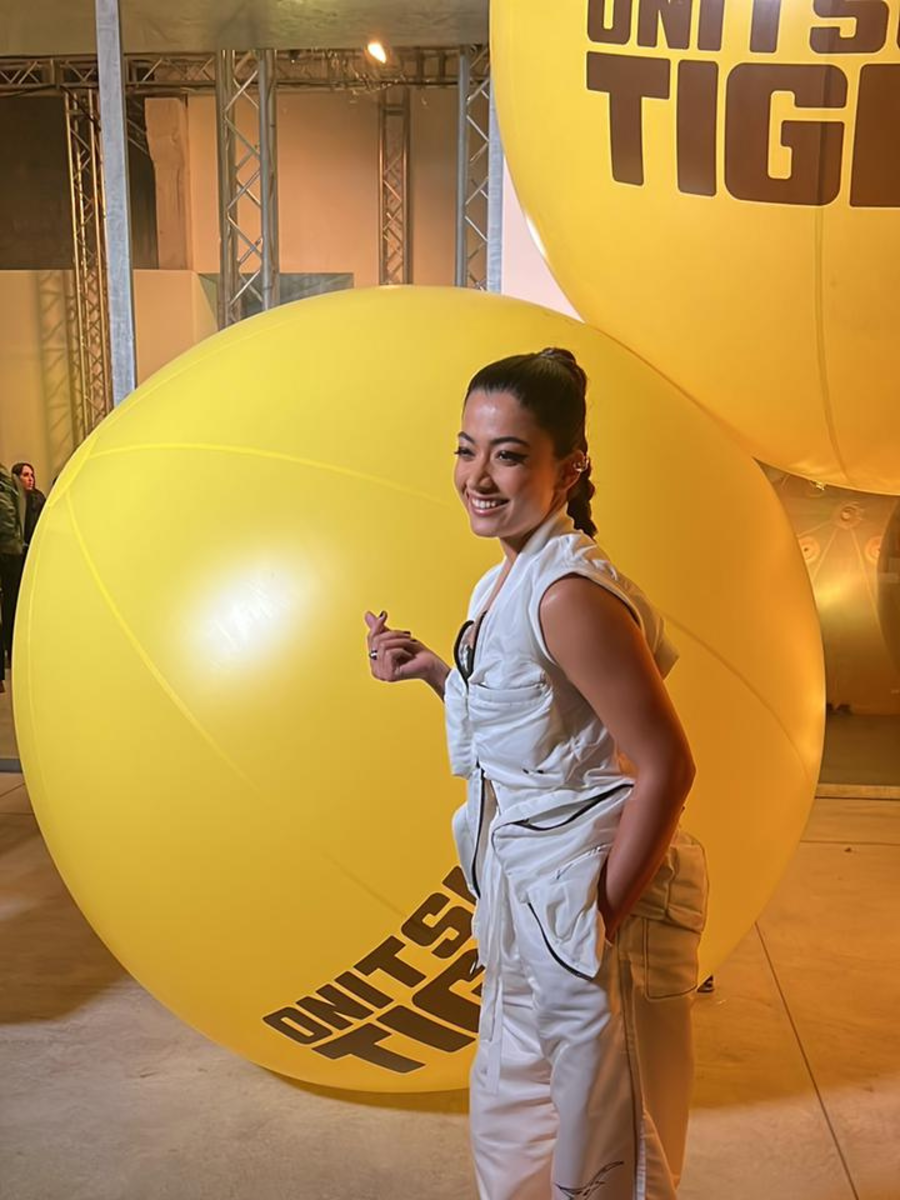 Rashmika Mandanna's look for Milan Fashion Week is a TOTAL bummer | Zoom TV