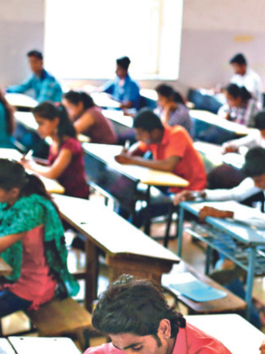 3 Lakh Teacher Vacancy in Bihar, Announces Education Minister | Times ...