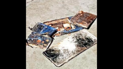 Cellphone explodes in his pants, youth falls from 1st floor in ...