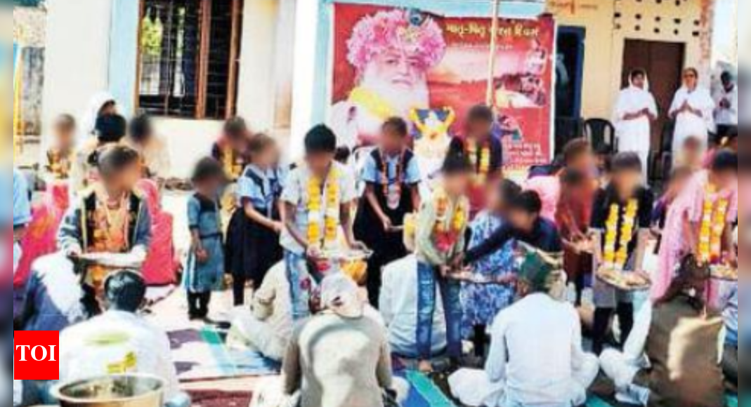 Asaram: Gujarat transfers 6 teachers for ‘worshipping’ Asaram Bapu ...