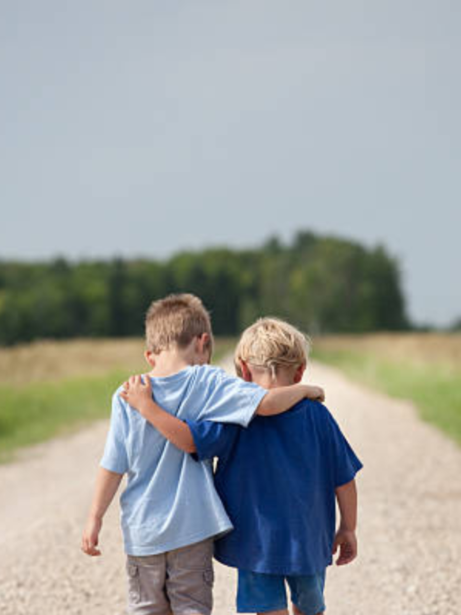 Here's how to teach kindness to kids | Times of India