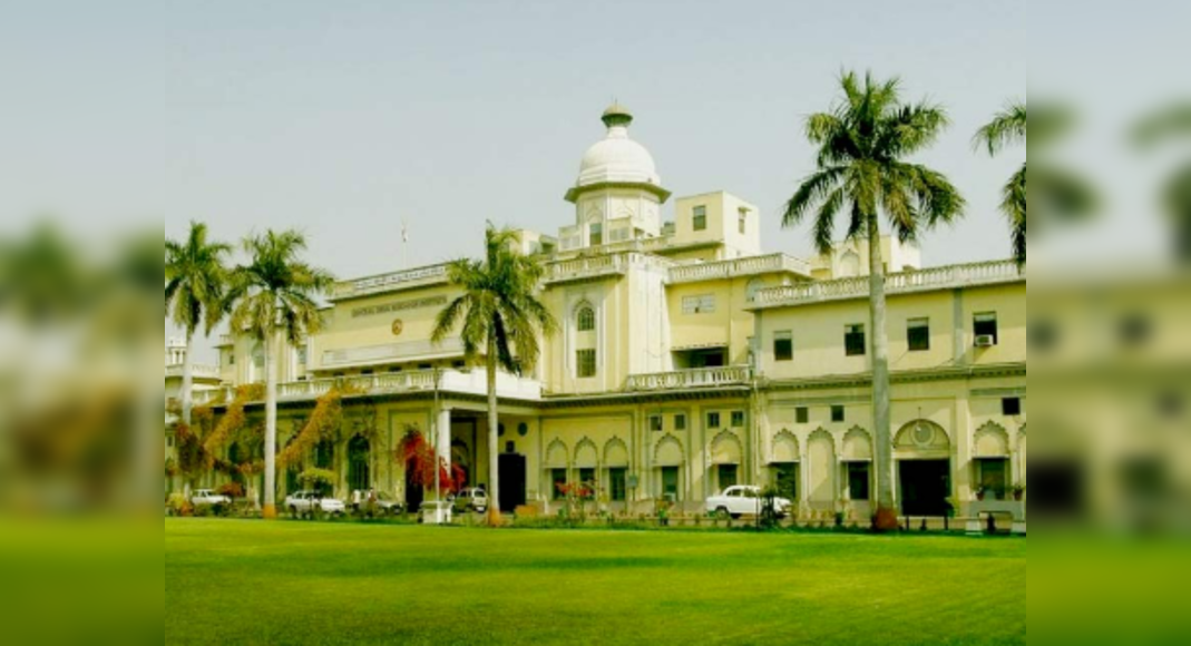 Lucknow: You will soon be able to book a stay in these five Nawabi-era ...