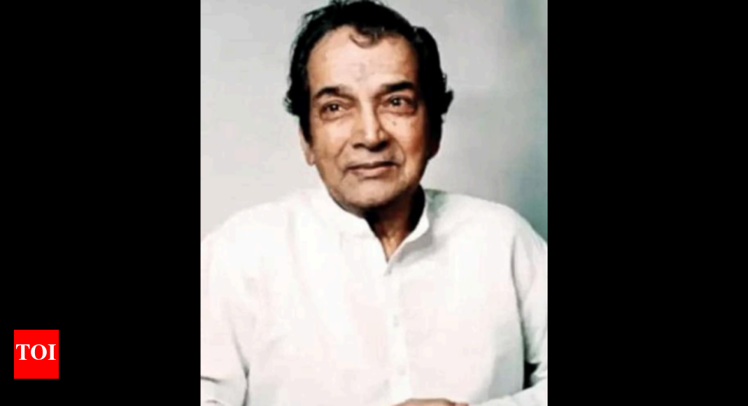 Nambiar: Madras HC orders evaluation of M N Nambiar's valuables ...