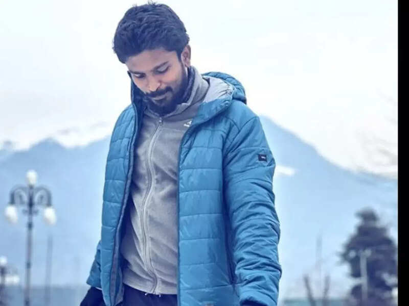 Rathna Kumar shares a picture from 'Leo' Kashmir schedule | Tamil Movie ...